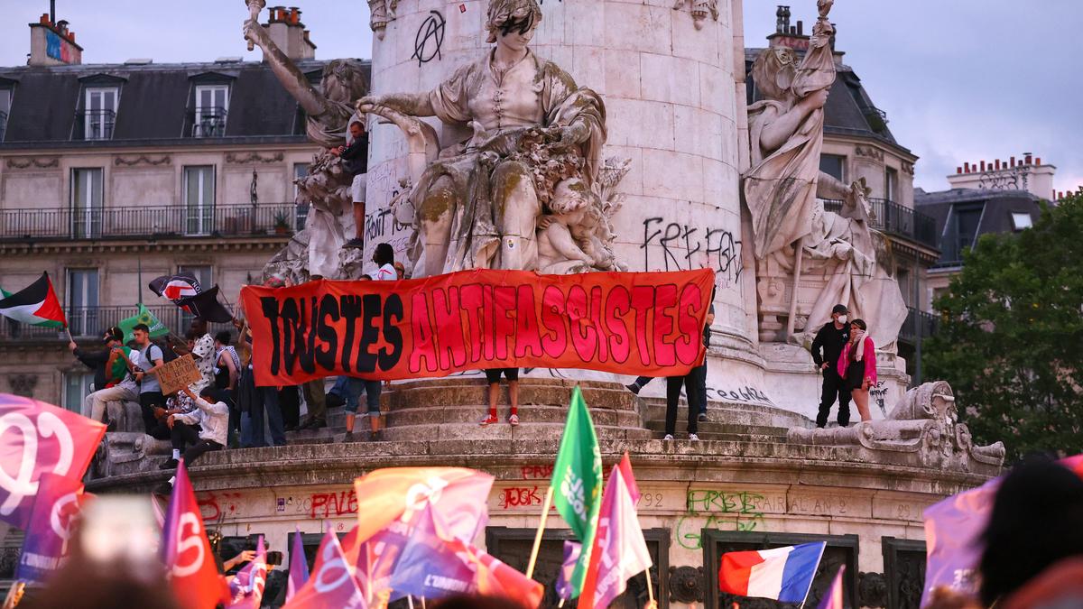 Far-right defeated in France, while left-wing alliance comes first